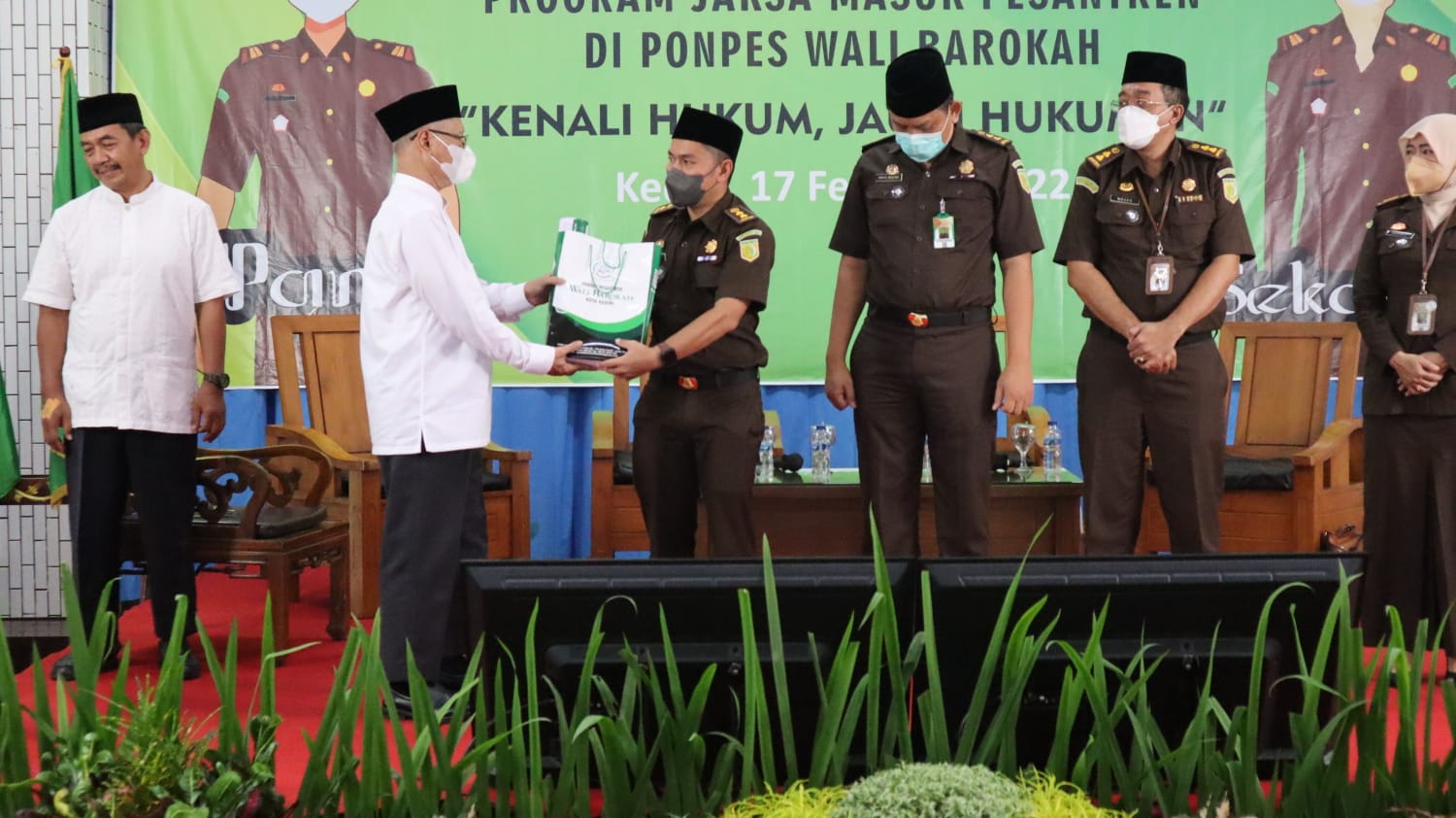 Jaksa Masuk Pesantren, Beri Wawasan Hukum Pada Santri